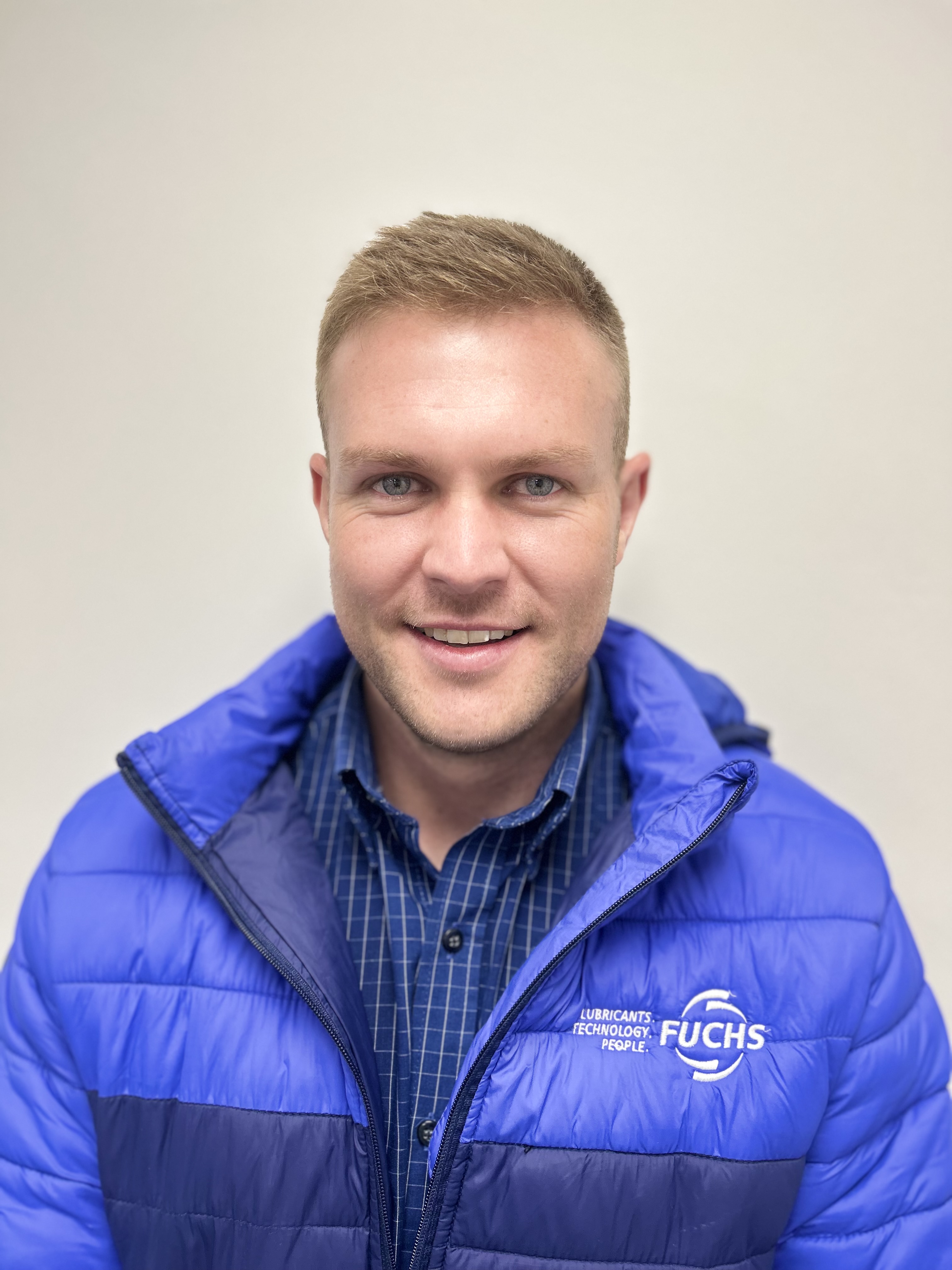 Complete lubrication solutions for cement and heavy industry | FUCHS ...